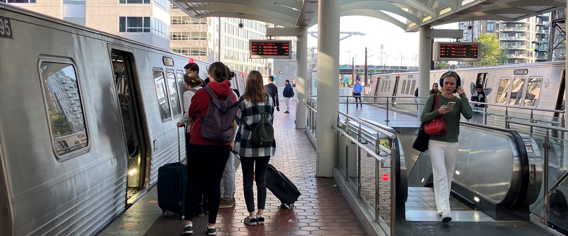 Get a Reduced Fare Card for Students in Capitol Heights, MD